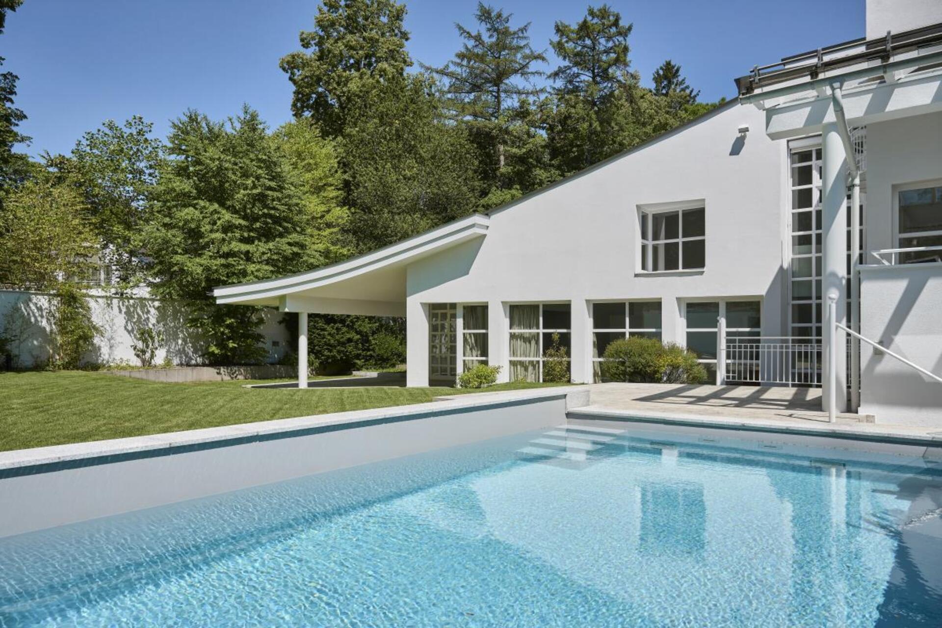 Bestlage - Splitlevel Villa Grünwald Geiselgasteig - STROBL Immobilien